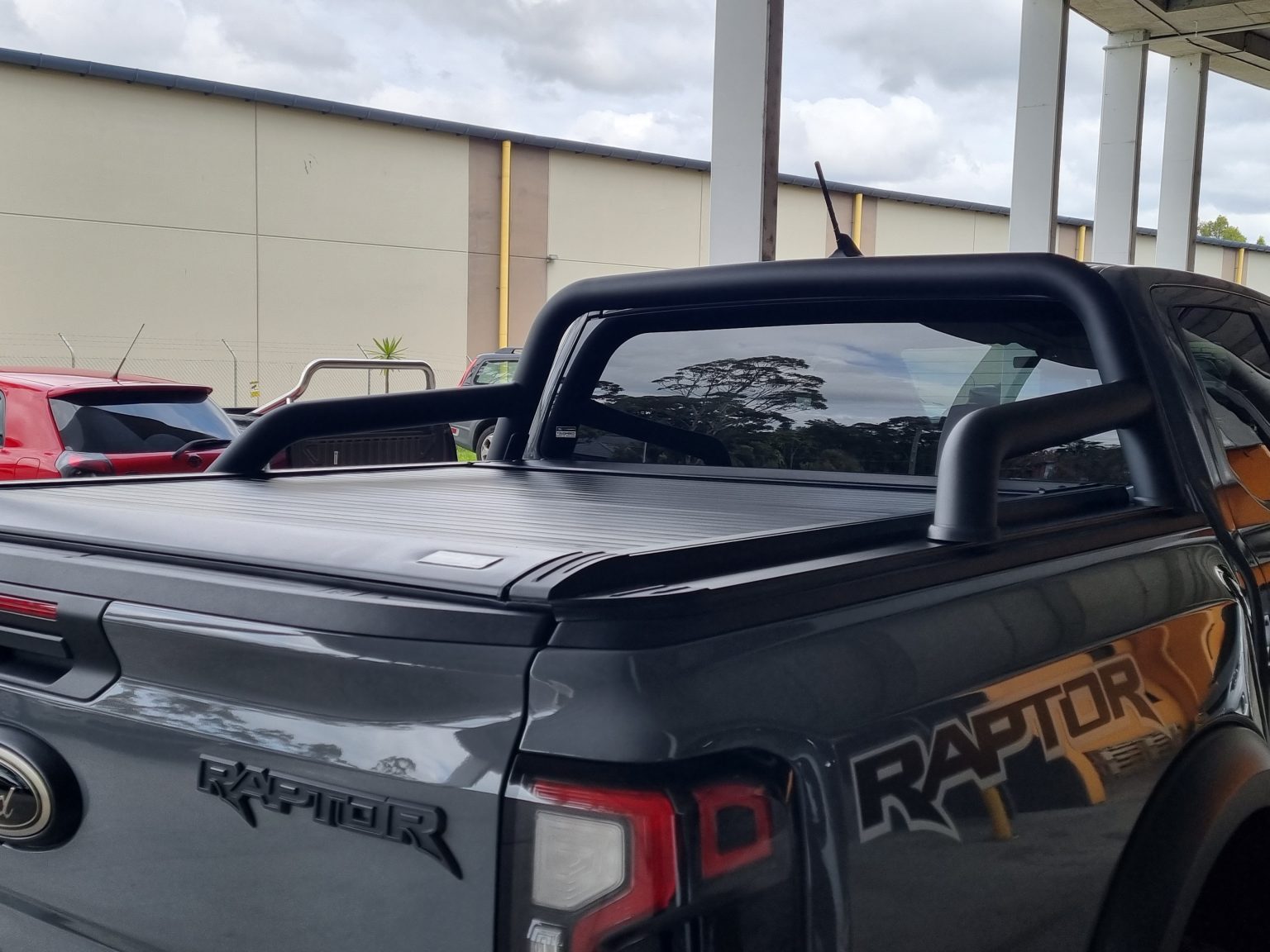 GENUINE FORD LONG SPORTS BARS – ERolla